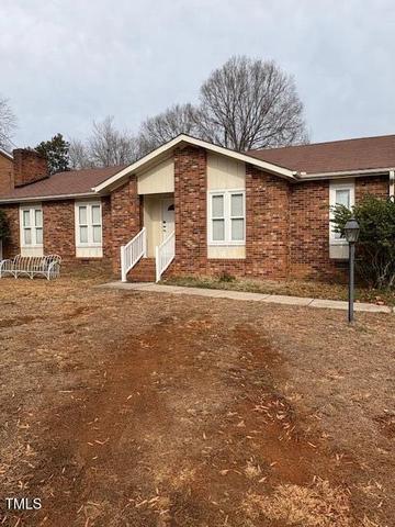 1709 Hawthorne Ln, Burlington, NC 27215 | MLS# 10073921 | 13 Photos ...