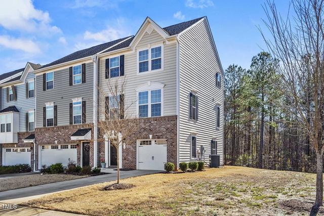 214 Amber Acorn Ave, Raleigh, NC 27603 | MLS# 10077747 | 29 Photos - Movoto