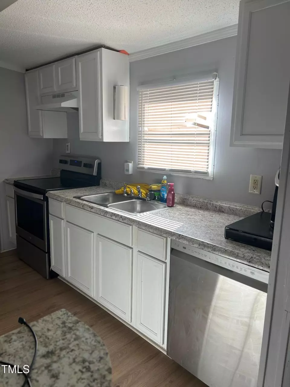 15 W Tryon Ct, Spring Lake, NC 28390 | MLS# 10082809 | 26 Photos - Movoto