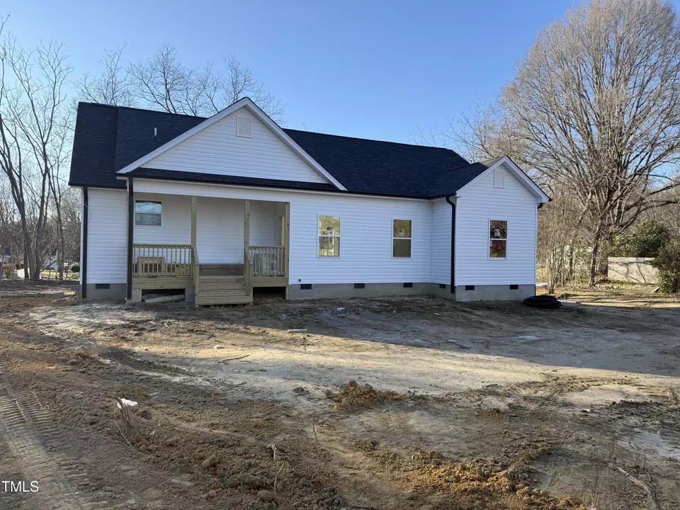 111 Faucette Ave, Burlington, NC 27215 | MLS# 10083913 | 2 Photos - Movoto