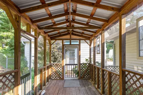 5807 Craig Rd, Durham, NC 27712 | MLS# 10108703 | 28 Photos - Movoto