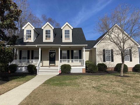 101 Roscommon Ln, Clayton, NC 27520 | 17 Photos | MLS #2493858 - Movoto
