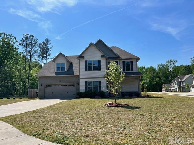 1075 Ridge Dr, Clayton, NC 27520 | 79 Photos - Movoto