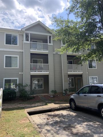 Condo/Townhouse for Sale in whitehurst-at-trailwoods-Raleigh NC