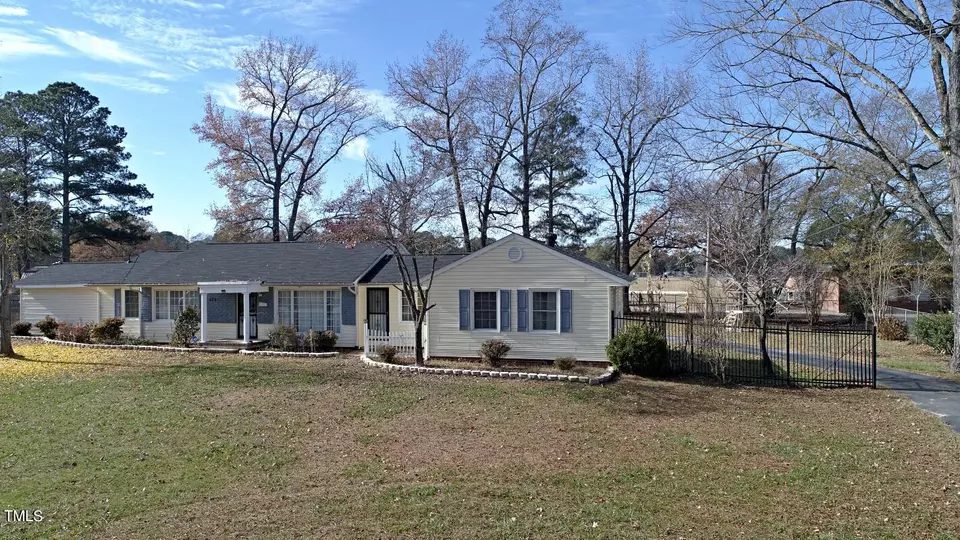 526 N Fairview, Rocky Mount, NC 27801 | 42 Photos - Movoto
