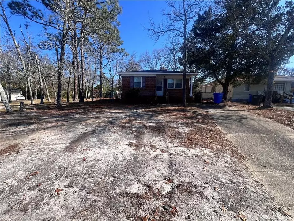 2308 Emily, Fayetteville, NC 28301 | 16 Photos - Movoto