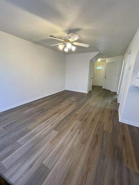 503 Gateway Pkwy # 3, Marble Falls, TX 78654 | 16 Photos | MLS #162765 ...