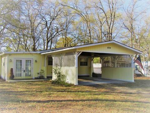 834 Live Oak Dr, Sunset Beach, NC 28468 | 20 Photos | MLS #100154229 ...