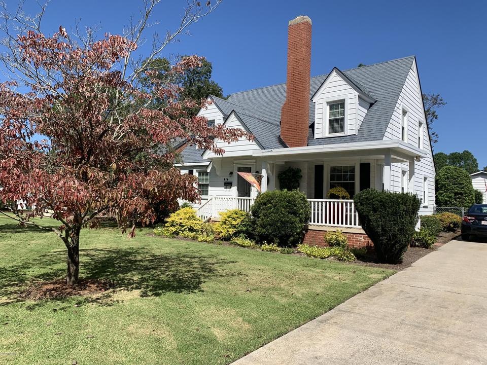 210 E 11th St, Washington, NC 27889 - Movoto