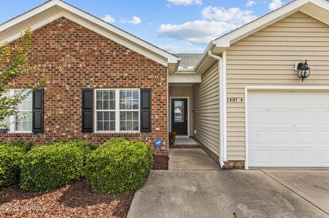1401 Oak Ridge Ct #B, Greenville, NC 27834 | 27 Photos - Movoto