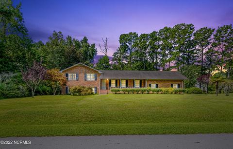 1217 Country Club Dr, Jacksonville, NC 28546 | 72 Photos | MLS ...
