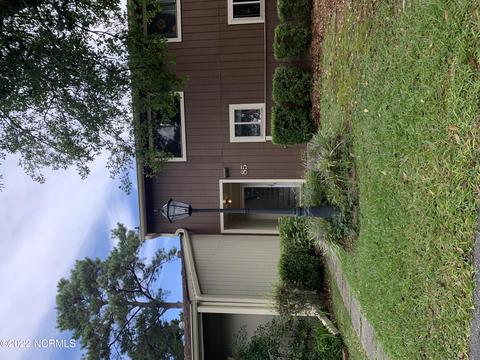 85 Quarterdeck, New Bern, NC 28562 | 16 Photos | MLS #100355635 - Movoto