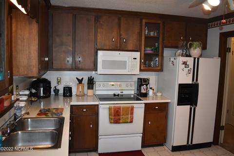 1014 Cardinal Dr NW, Wilson, NC 27896 | 23 Photos - Movoto