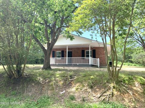 2234 Banks Ln E, Wilson, NC 27893 | 21 Photos - Movoto