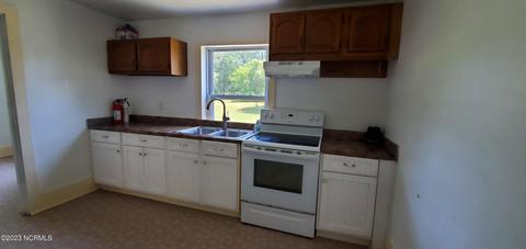 116 Perry St, Williamston, NC 27892 | 12 Photos - Movoto