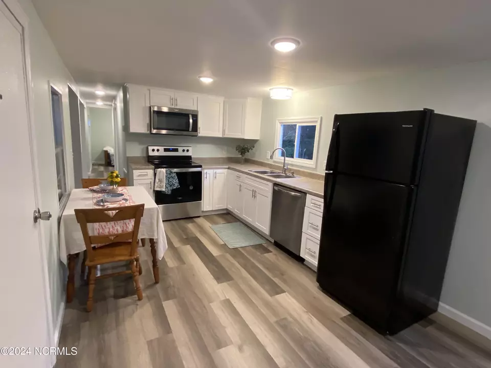 1303 Kyle St SW, Supply, NC 28462 | 30 Photos - Movoto