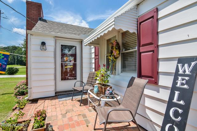 1270 Packing Plant Rd, Smithfield, NC 27577 | 23 Photos - Movoto