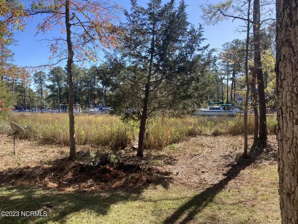 5626 Styron Dr, Oriental, NC 28571 | 66 Photos - Movoto