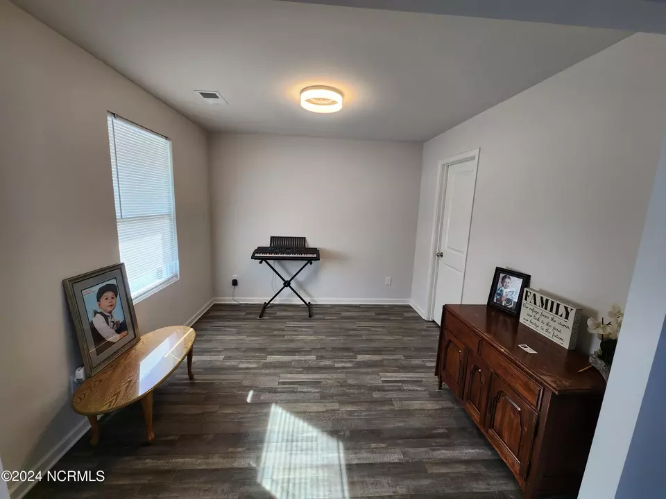 2419 Ben Hogan Circle Cir, Florence, SC 29506 | MLS# 100418913 | 19 ...