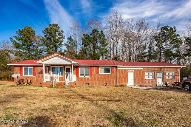 2496 Straight Rd, Oriental, NC 28571 | 15 Photos - Movoto