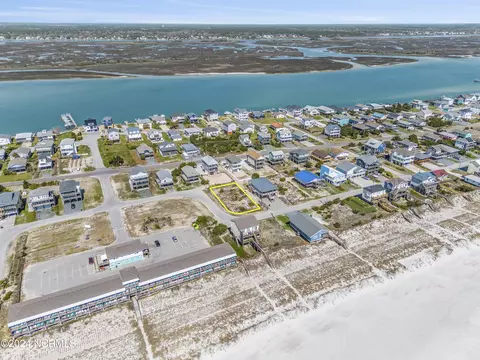 1514 Ocean Blvd, Topsail Beach, NC 28445 | 18 Photos - Movoto