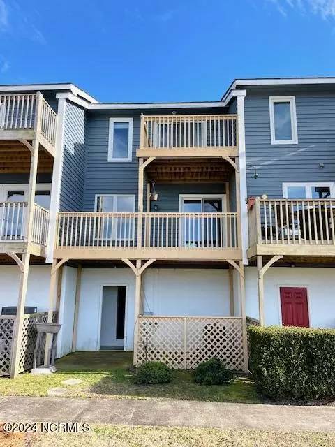 12 Eastern Shore Townhouses, Bridgeton, NC 28519 | 16 Photos - Movoto