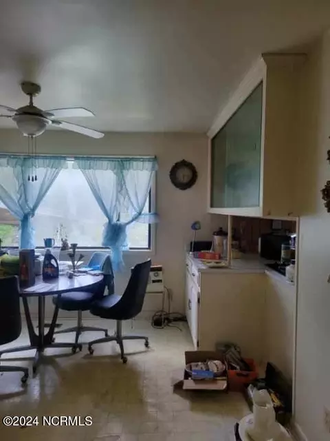 606 Ashford Dr, Clinton, NC 28328 | 25 Photos - Movoto