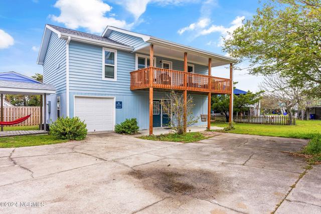 210 Bayview Dr, North Topsail Beach, NC 28460 | 46 Photos - Movoto