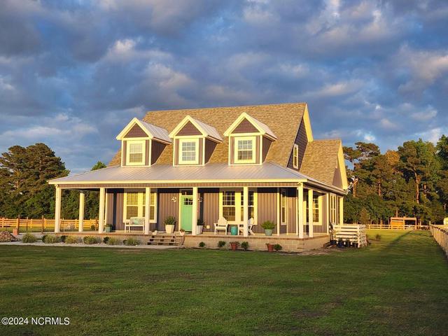 Cedar Point, NC Homes with Library For Sale - Movoto