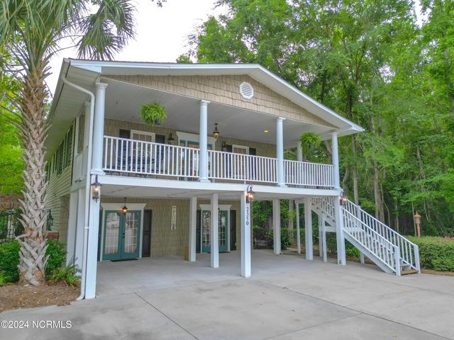 2350 Waccamaw Shores Rd, Lake Waccamaw, NC 28450 - Movoto