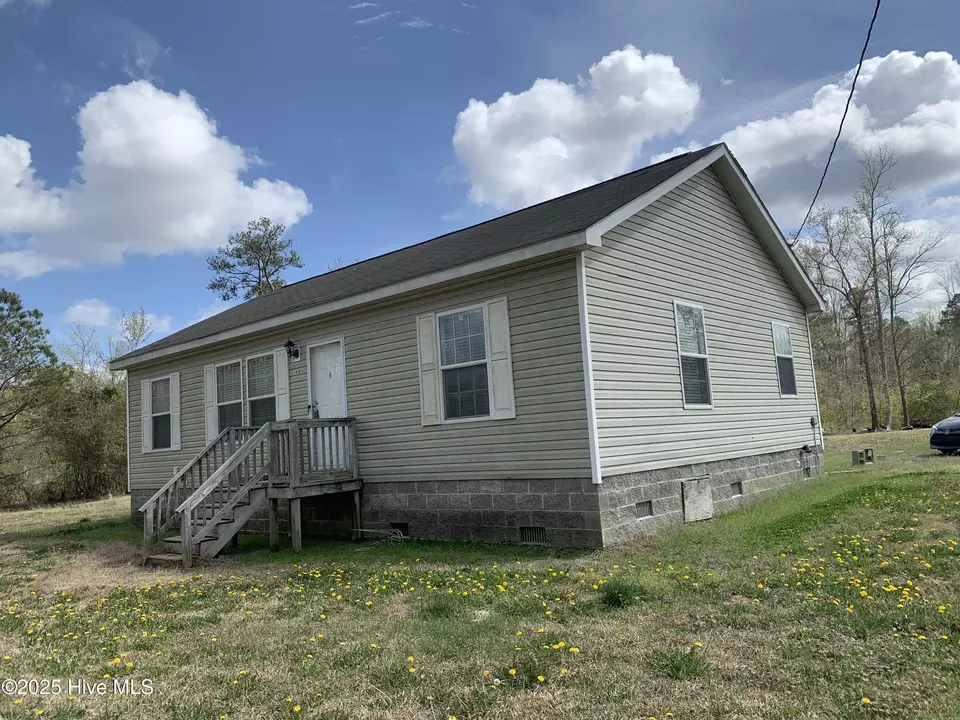 1426 Spring Creek Rd, Aurora, NC 27806 | MLS# 100499314 | 1 photo - Movoto