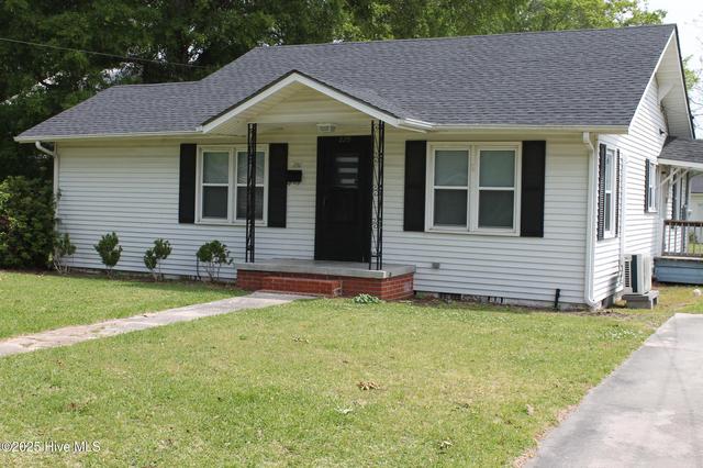 414 S Wilson St, Chadbourn, NC 28431 - Movoto