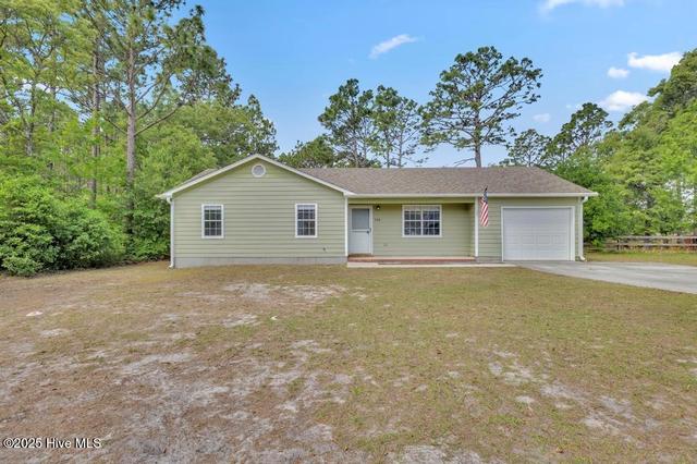 534 Sand Ridge Rd, Hubert, NC 28539 | MLS# 100503992 | 24 Photos - Movoto