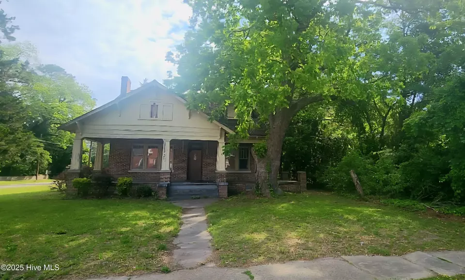 301 S Commerce St, Aulander, NC 27805 | MLS# 100508807 | 1 photo - Movoto