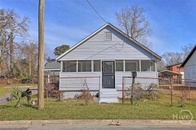 2114 Weldon St, Savannah, GA 31415 | MLS# SA348109 | 62 Photos - Movoto