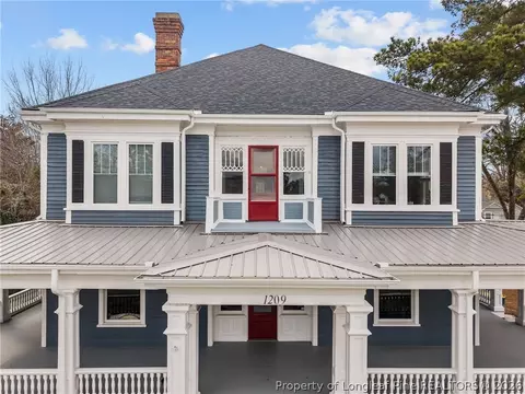 1209 N Elm St, Lumberton, NC 28358 | MLS# 757439 | 49 Photos - Movoto