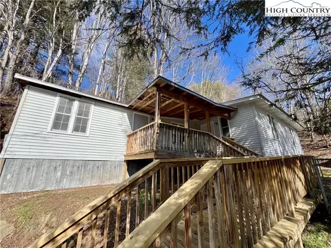 418 Rush Branch Rd, Sugar Grove, NC 28679 | 17 Photos - Movoto