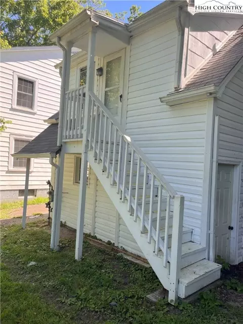 310 Ridge St, Lenoir, NC 28645 | 17 Photos - Movoto