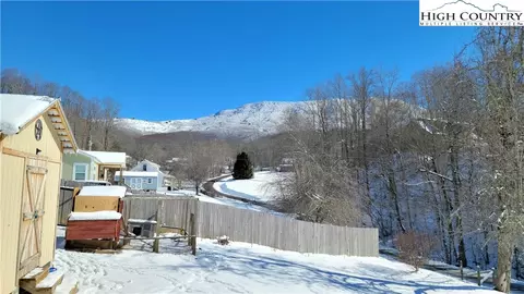 333 Rich Mountain Rd, Zionville, NC 28698 | 50 Photos - Movoto