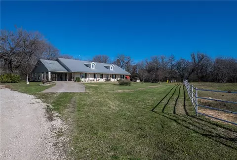 168 Country Rd, Waco, TX 76705 - Movoto