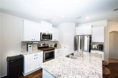 11109 Buzzard Gulch Dr, Waco, TX 76708 | 31 Photos - Movoto