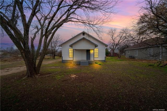 602 NW First St, Hubbard, TX 76648 | MLS# 227863 | 26 Photos - Movoto