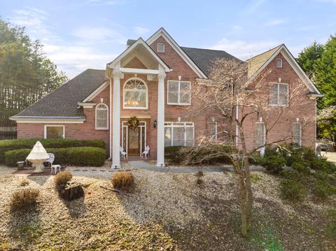 3123 Gulls Wharf Dr, Gainesville, GA 30501 | 79 Photos | MLS #10116429 ...