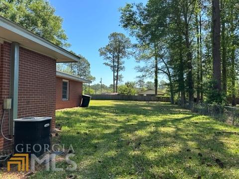 137 First Ave, Mcrae-helena, GA 31055 | 15 Photos | MLS #10150723 - Movoto