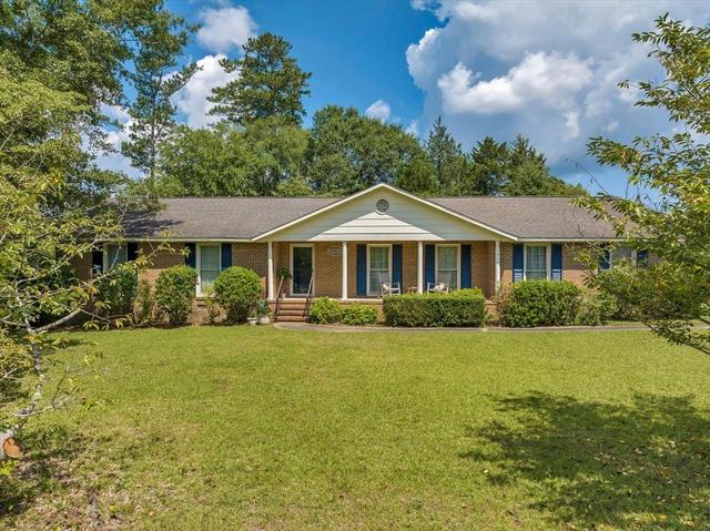 1908 Robin Cir, Milledgeville, GA 31061 | 38 Photos - Movoto