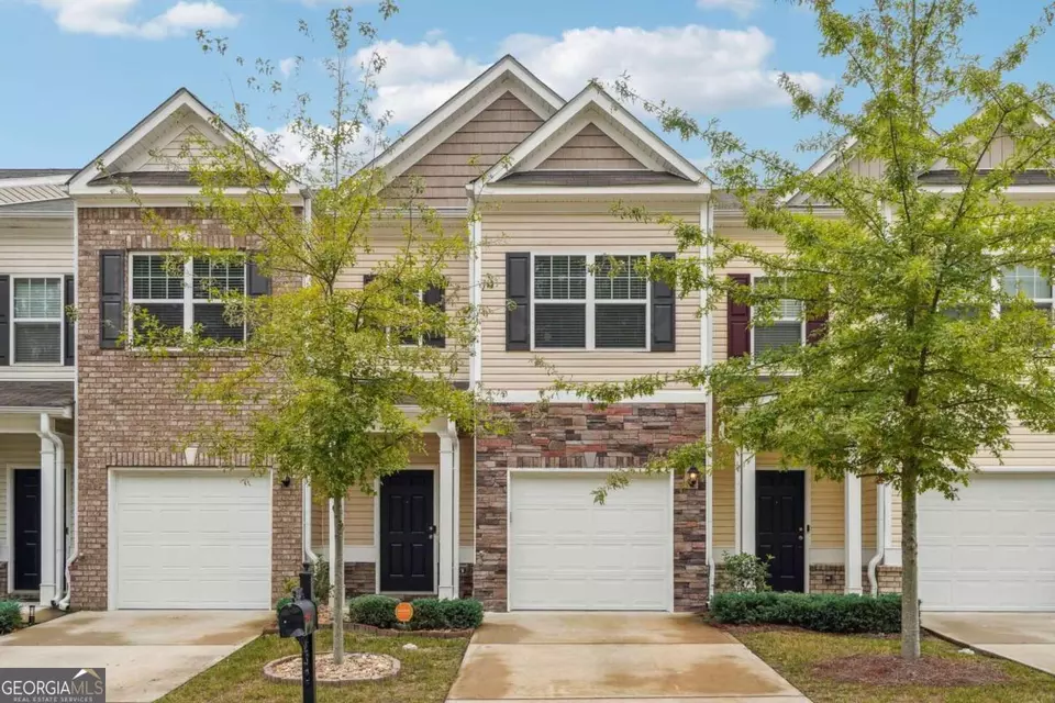 3316 Estes Dr, Atlanta, GA 30349 | 42 Photos - Movoto