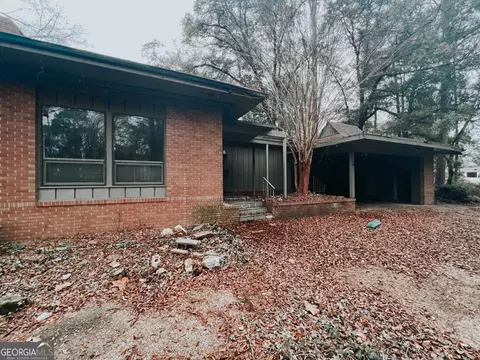 2674 Edgewood Rd, Columbus, GA 31906 | 36 Photos - Movoto