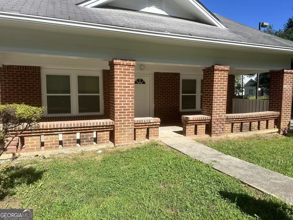 1220 NW Hightower Rd, Atlanta, GA 30318 | 1 photo - Movoto