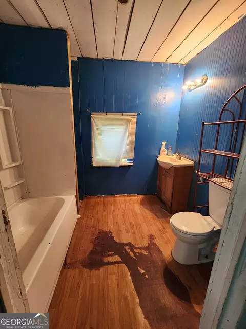 5130 Highpoint Rd, Union City, GA 30291 | 11 Photos - Movoto