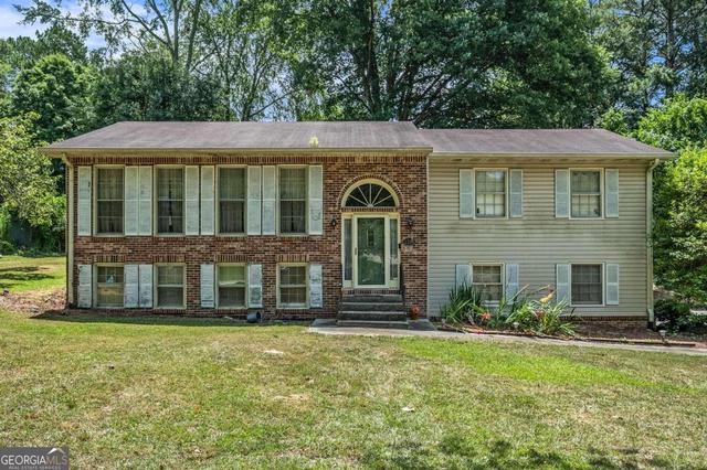 2390 Amberbrook Dr SW, Conyers, GA 30094 | 20 Photos - Movoto